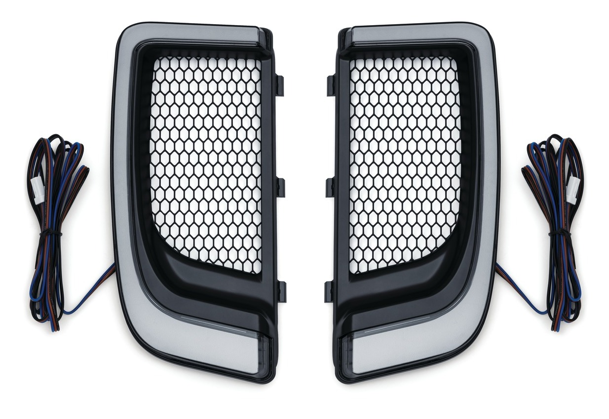 Kuryakyn Tracer LED Fairing Lower Grills For Harley Touring 2014-2025 ...