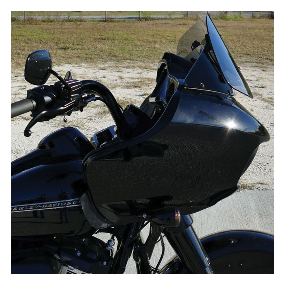 MadStad Adjustable Windshield For Harley FLTR 2015-2024 | JPCycles.com